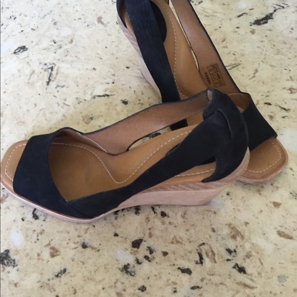 Fossil | Shoes | Fossil Nubuck Wedge Black | Poshmark